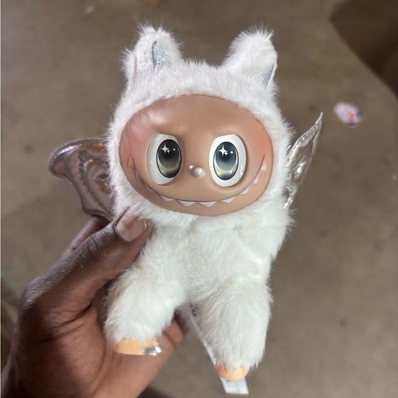 POP MART | Toys | Pop Mart Angel In The Clouds Labubu As Is Foot Twists ...